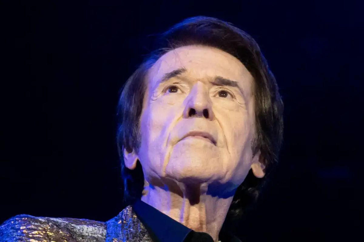 Cancelan conciertos de Raphael por temas de salud
