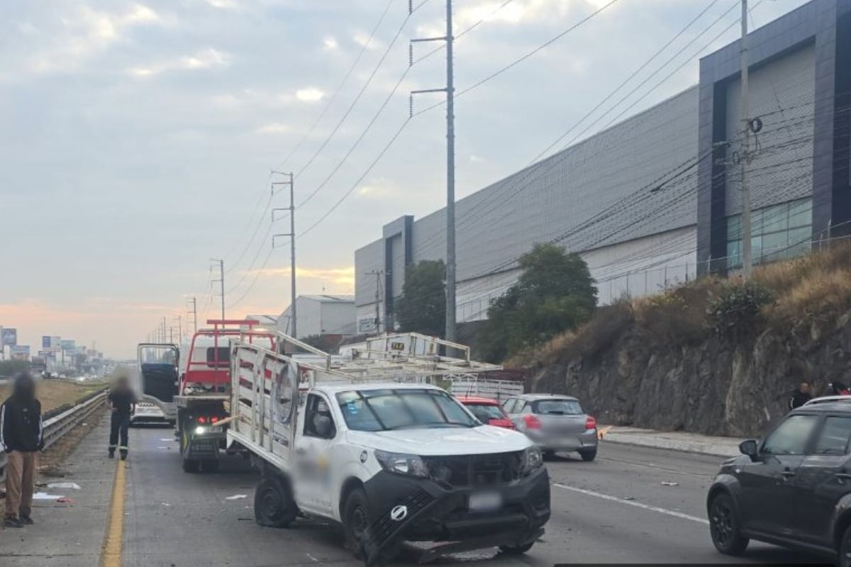 Accidente cierra circulación en autopista México-Querétaro