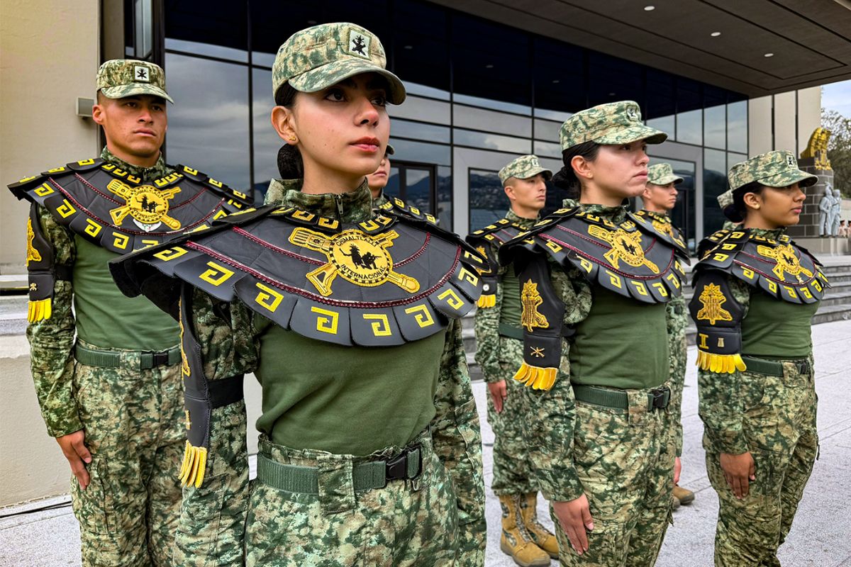 SEDENA presenta uniforme que usarán en el desfile del 16 de septiembre