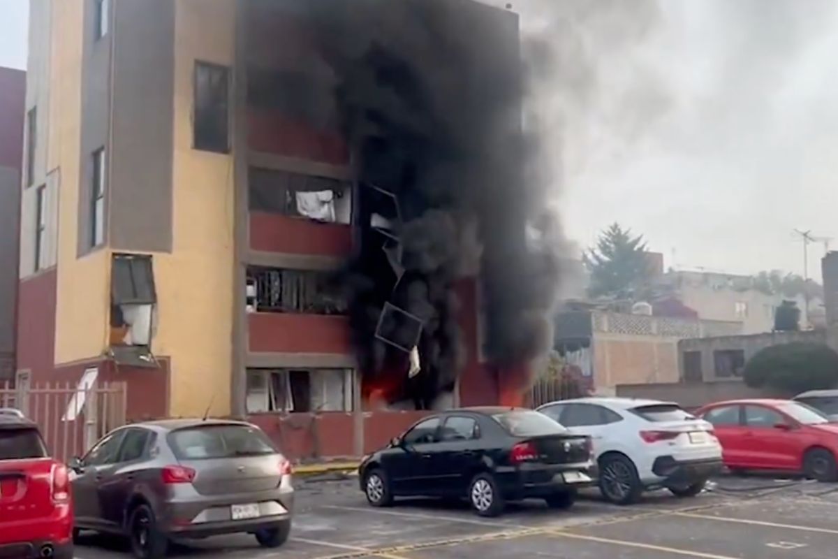 Explosión por fuga de gas en Tlalnepantla deja tres heridos (FOTOS)