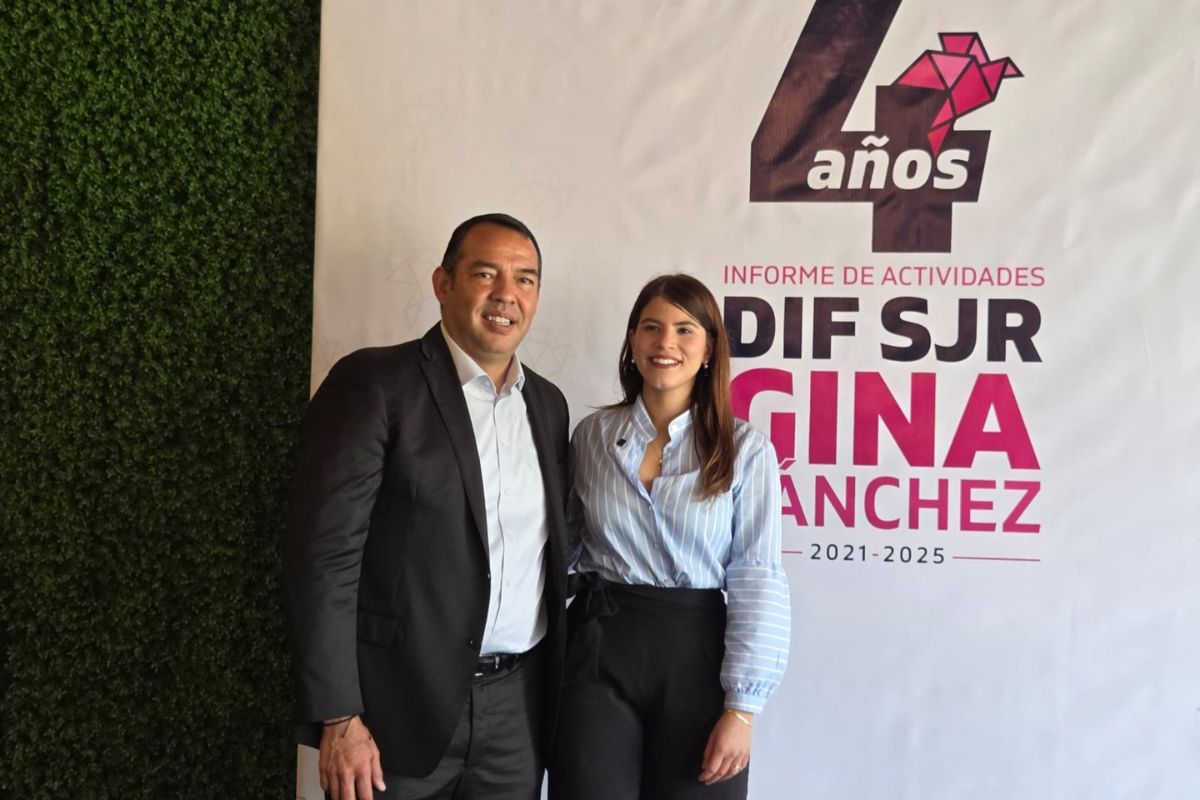 Rinde Gina Sánchez 4º Informe de Actividades en San Juan del Río